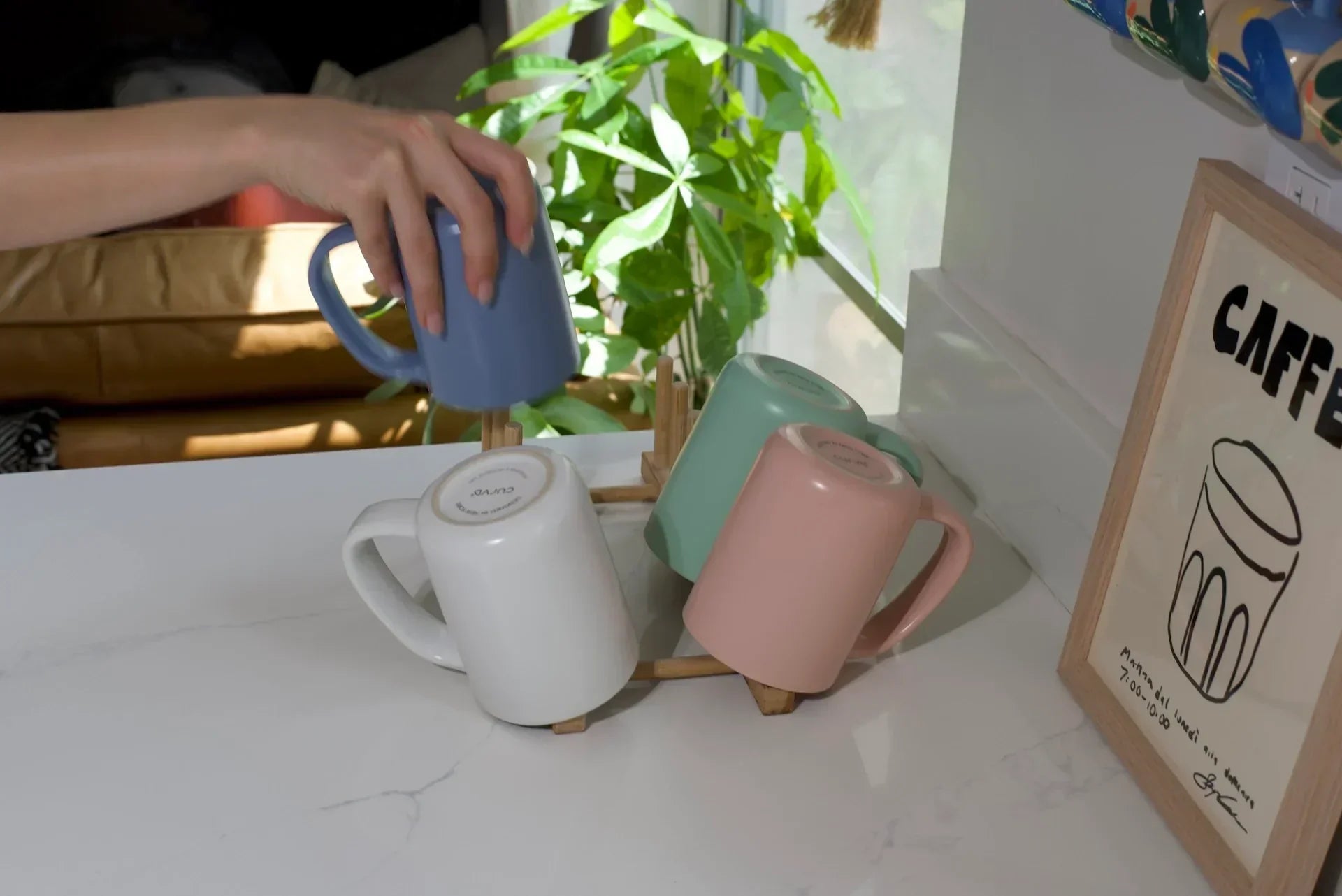 How to Choose a Mug Color That Matches Your Personality | CURVD